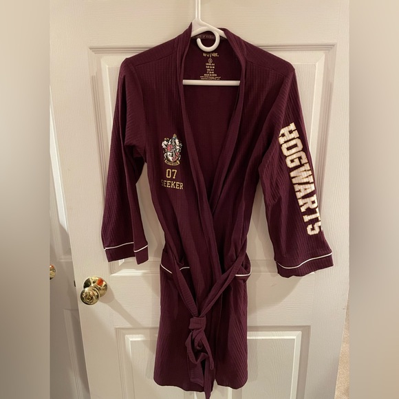 Intimates & Sleepwear | Hogwarts Seeker Maroon Robe | Poshmark